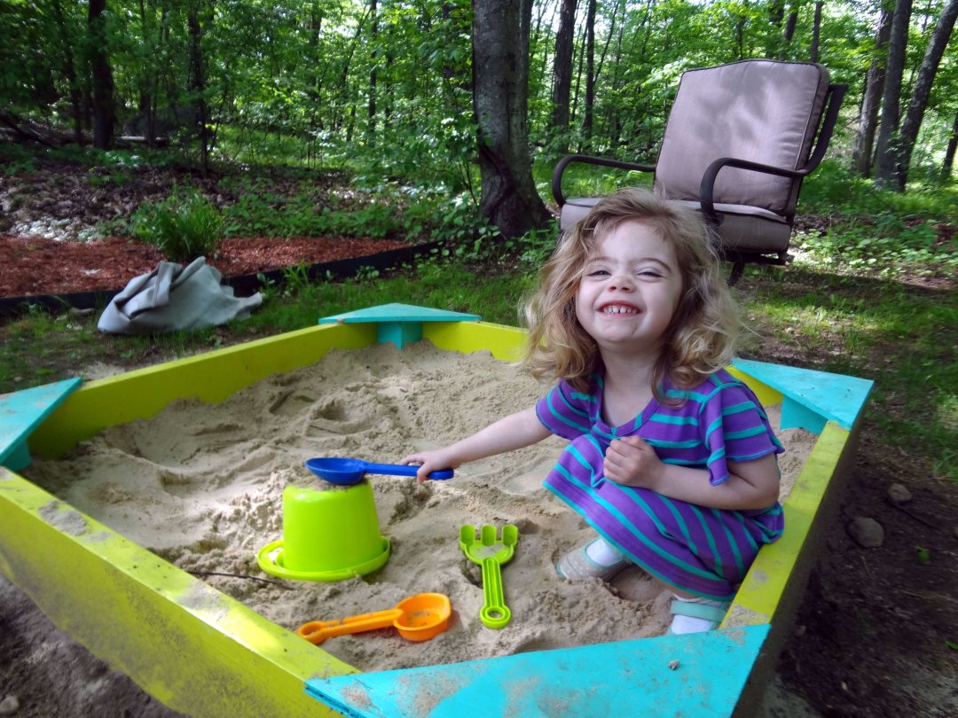 Easy DIY Sandbox