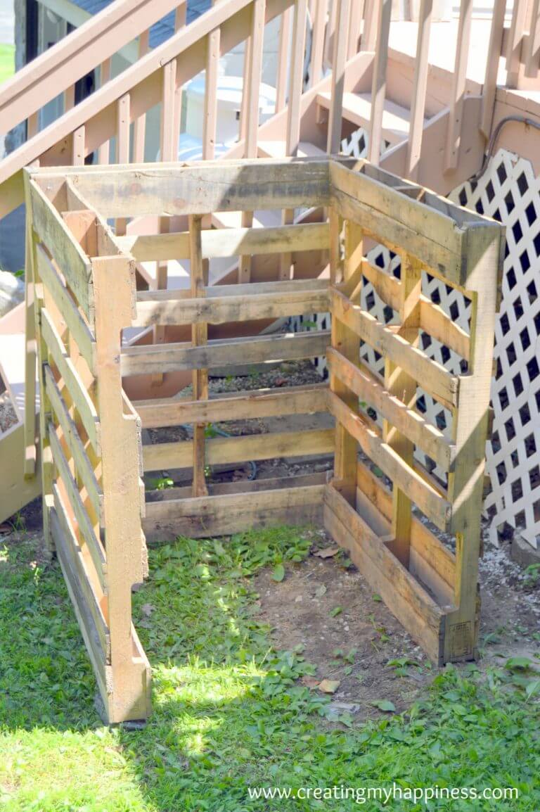 D.I.Y. Pallet Compost Bin