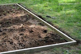 How to Level Ground For A Pool - 6 Easy Steps With Pictures